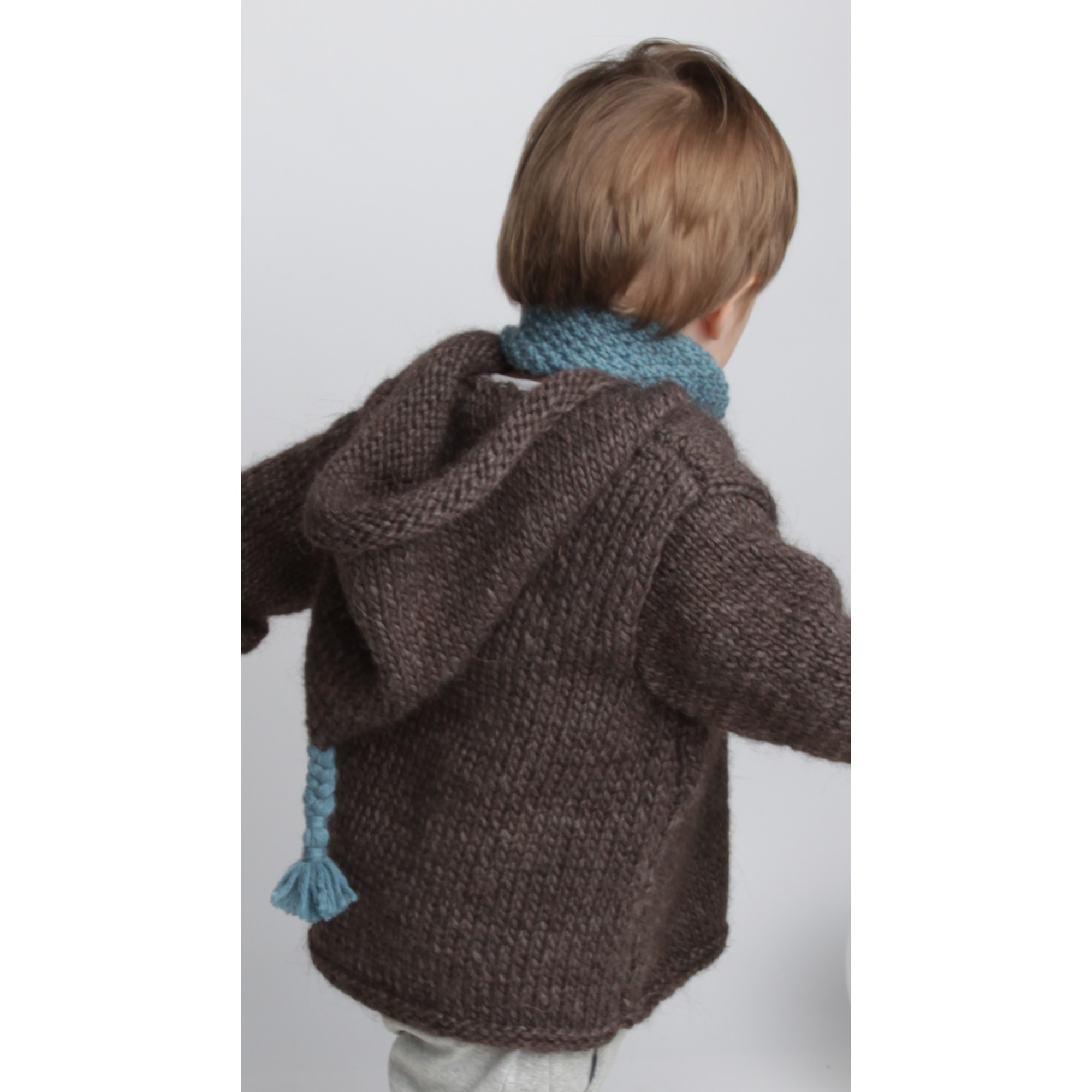 modèle tricot gilet capuche bébé